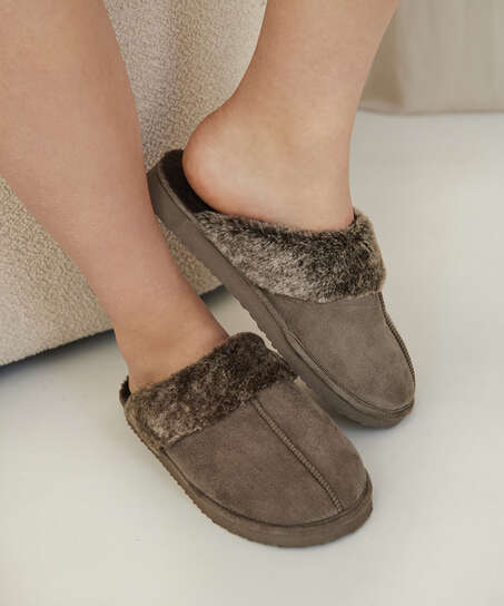 Suede Slippers for €18.99 - Slippers - Hunkemöller