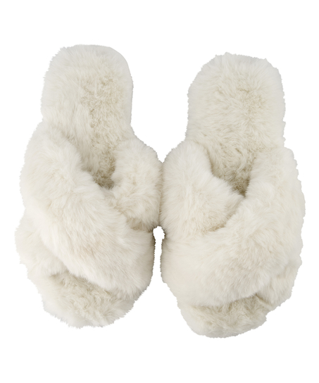 Fake Fur Slippers for €15 - New Arrivals - Hunkemöller
