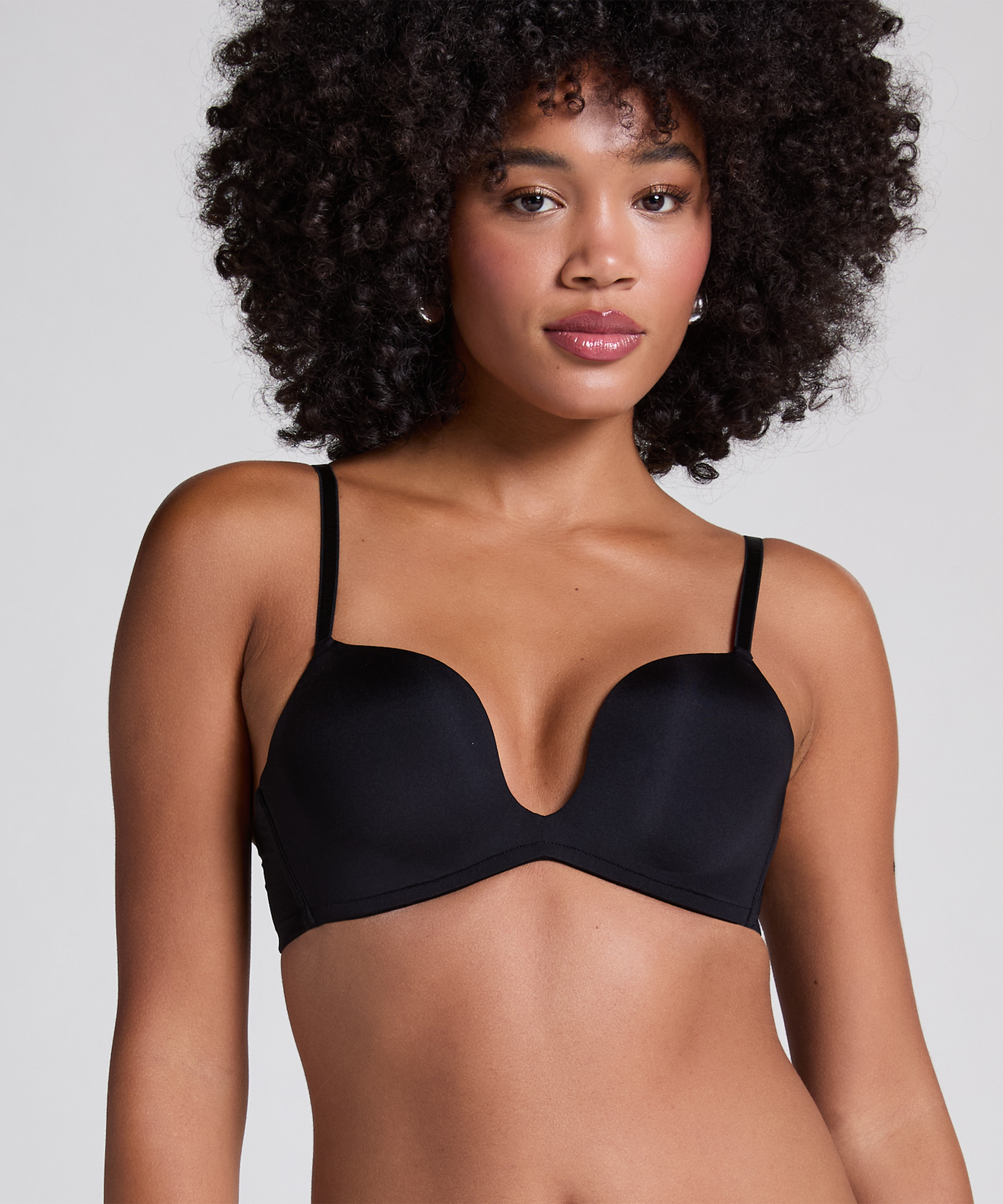 Deep-V Padded Underwired Push-Up Bra - Push-up Bras - Hunkemöller