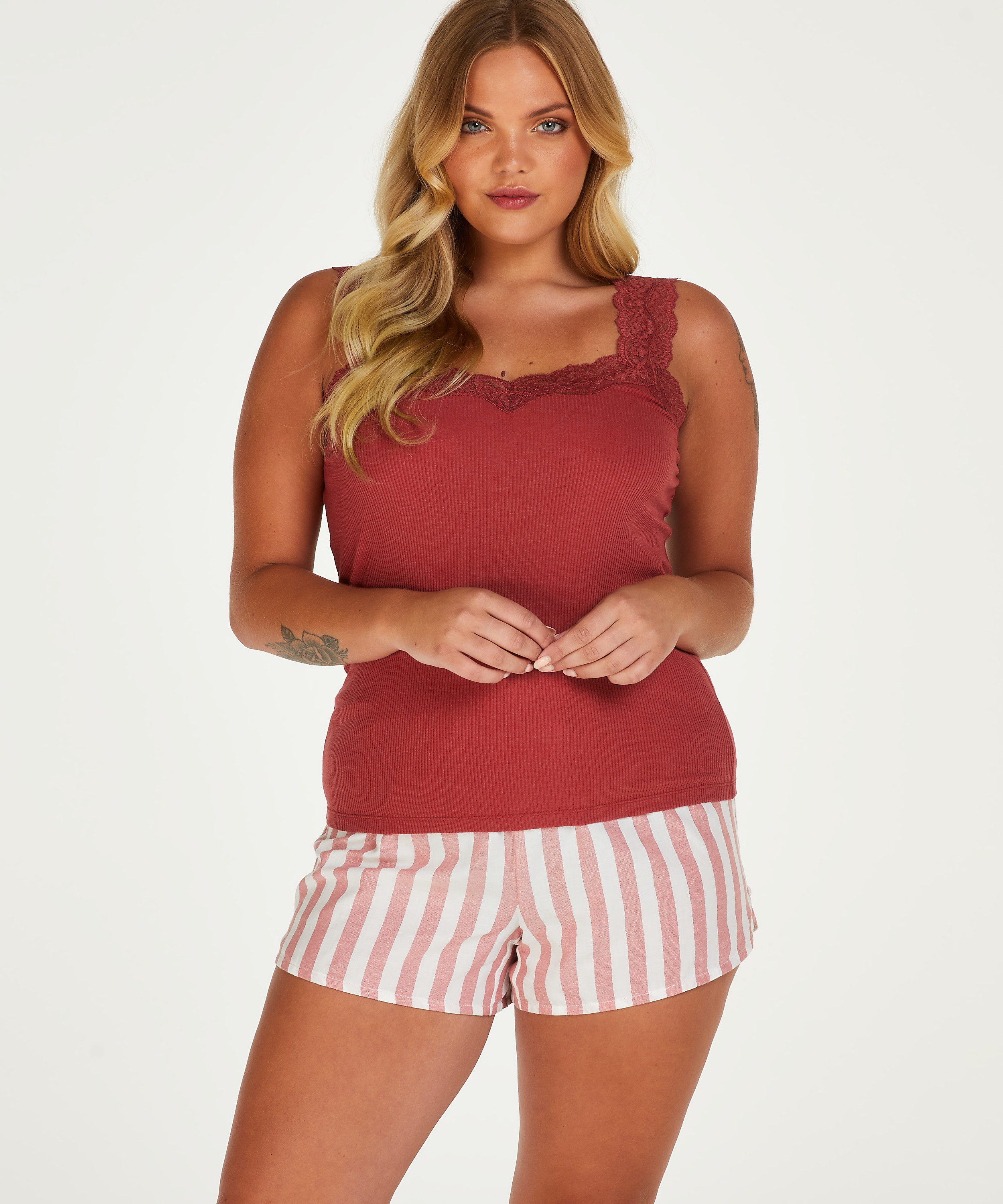 Ribbed Lace Singlet for €17.99 - Pajama Tops - Hunkemöller